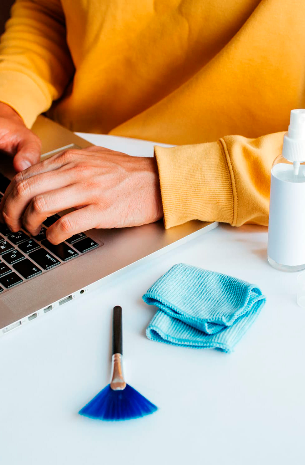Crystal Clear: Clean Your Computer Monitor Screen - Tips & Tricks